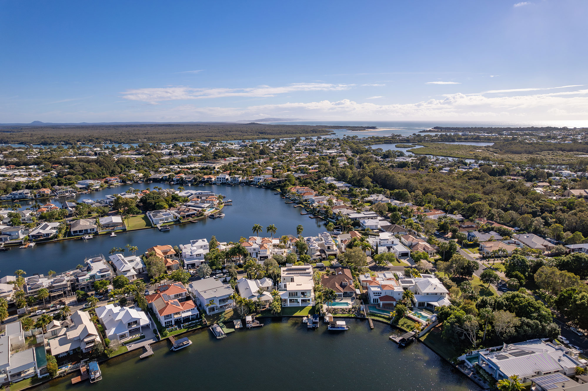 Noosa Waters and Surrounding Estate - Reed & Co